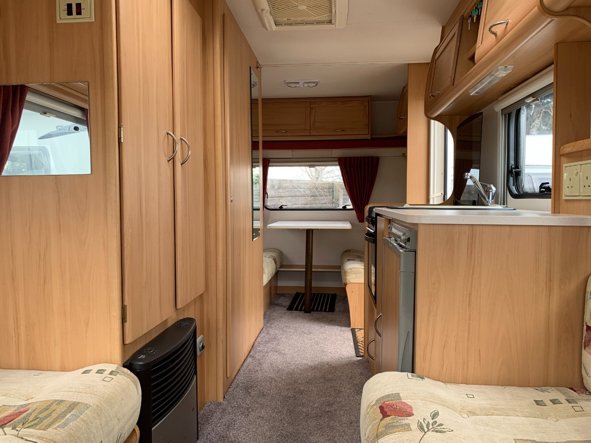 Caravan Layouts - Types Of Caravan Layouts - Grantham's