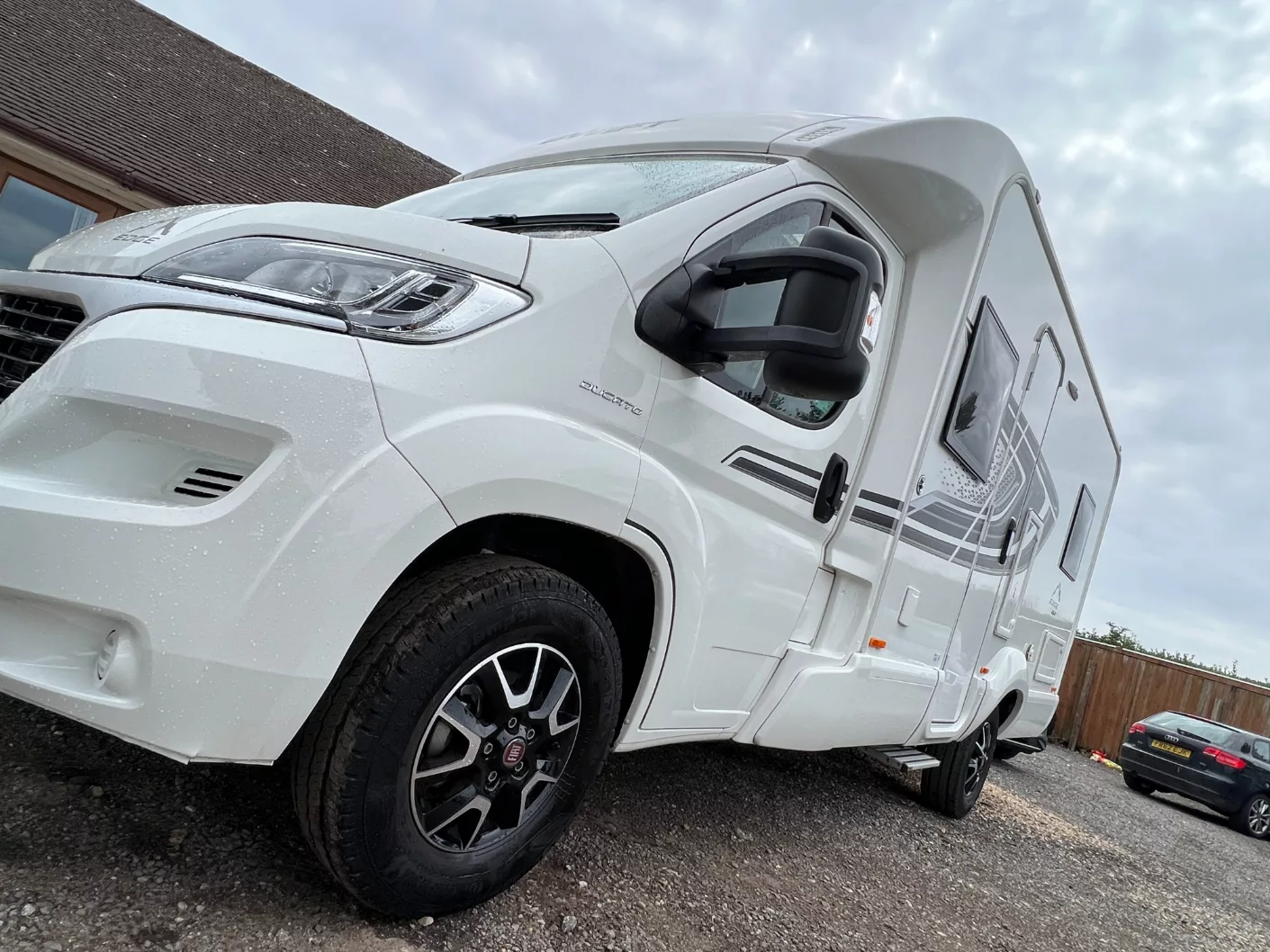 Swift Edge 464 (2021) for Sale - Dealer