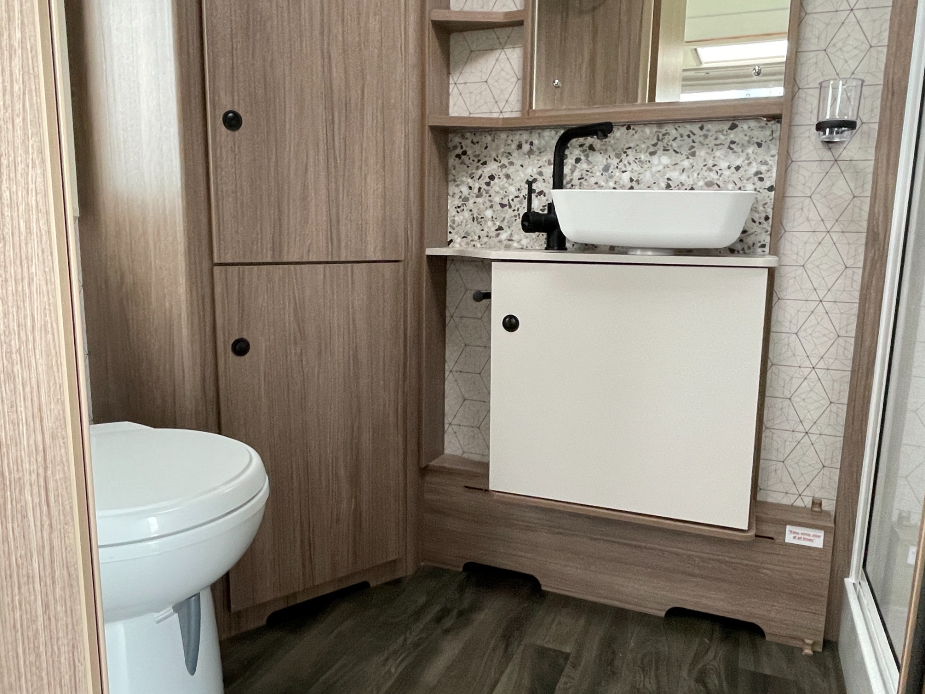 Coachman Acadia 460 (2025) - Display Model - for Sale - Dealer