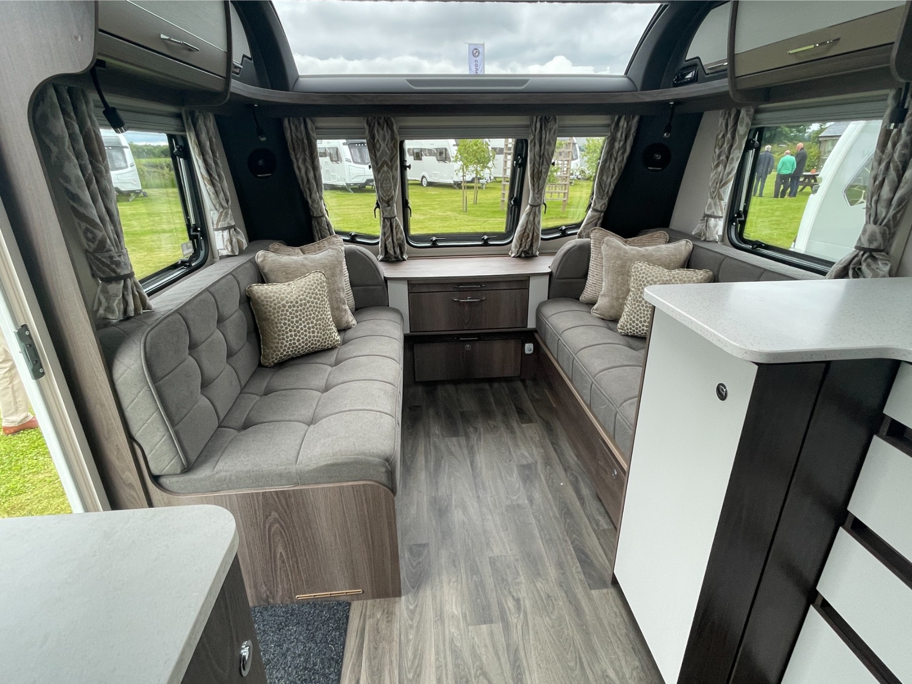 Coachman Laser 875 Xtra (2025) - Display Model - for Sale - Dealer