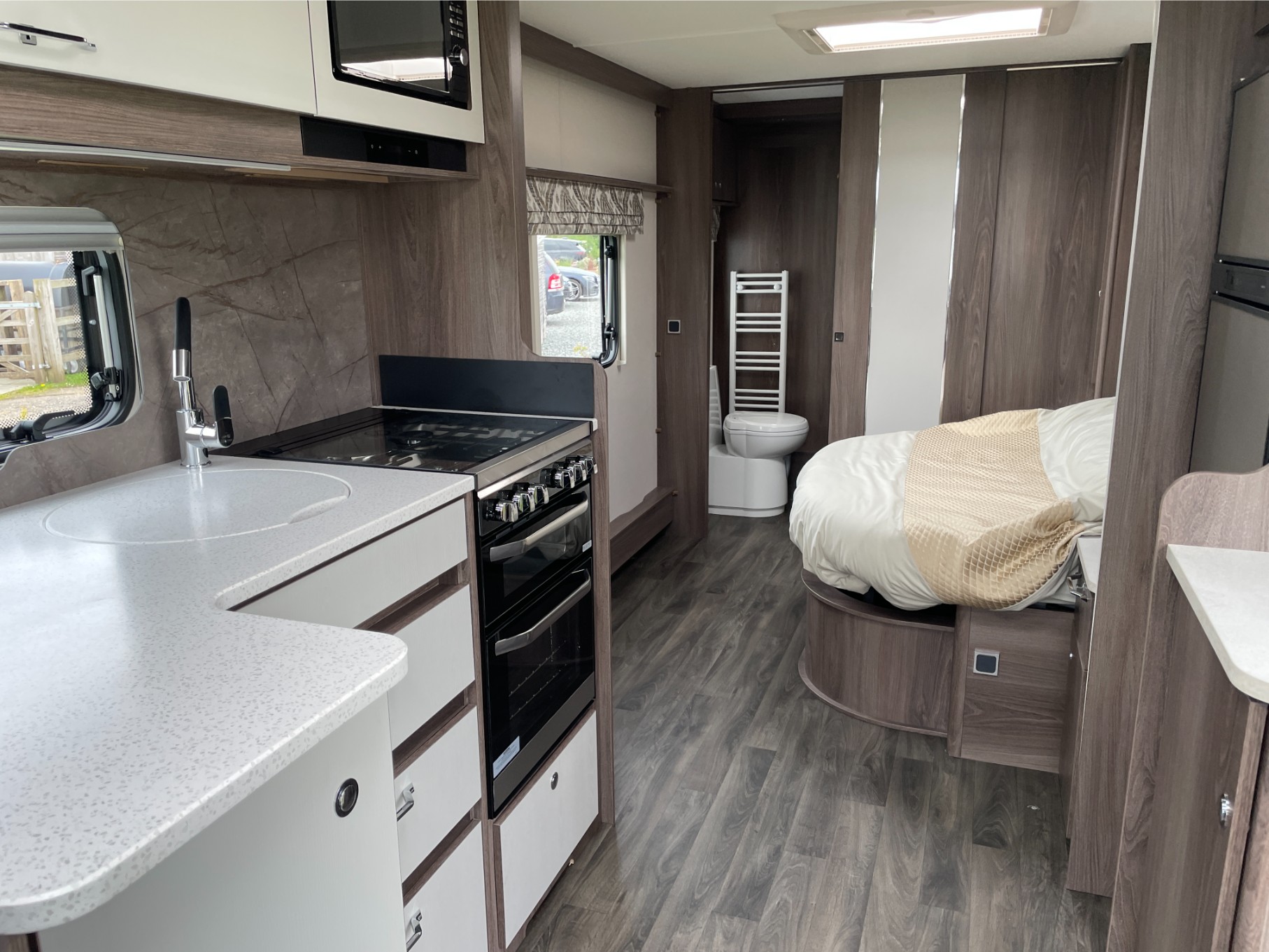 Coachman Laser 875 Xtra (2025) - Display Model - for Sale - Dealer