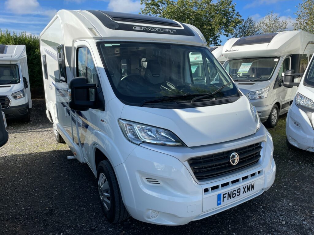 Rear / End Lounge Motorhomes For Sale - Grantham's