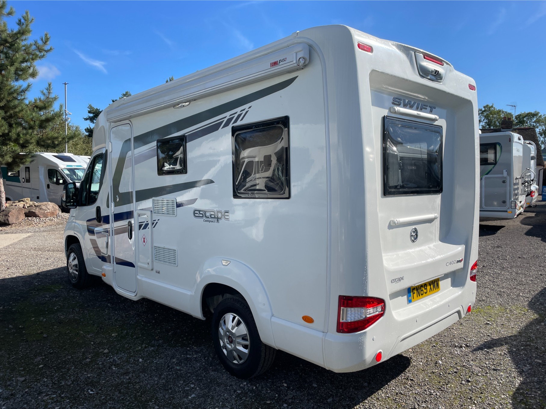 Swift Escape Compact 402 (2020) for Sale - Dealer