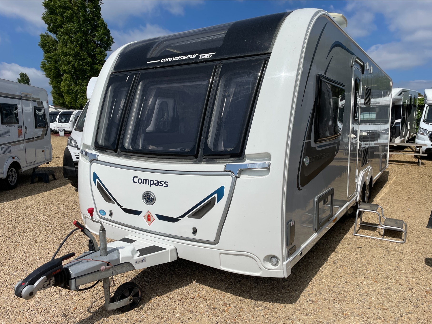 Compass Connoisseur 860 (2019) for Sale - Dealer