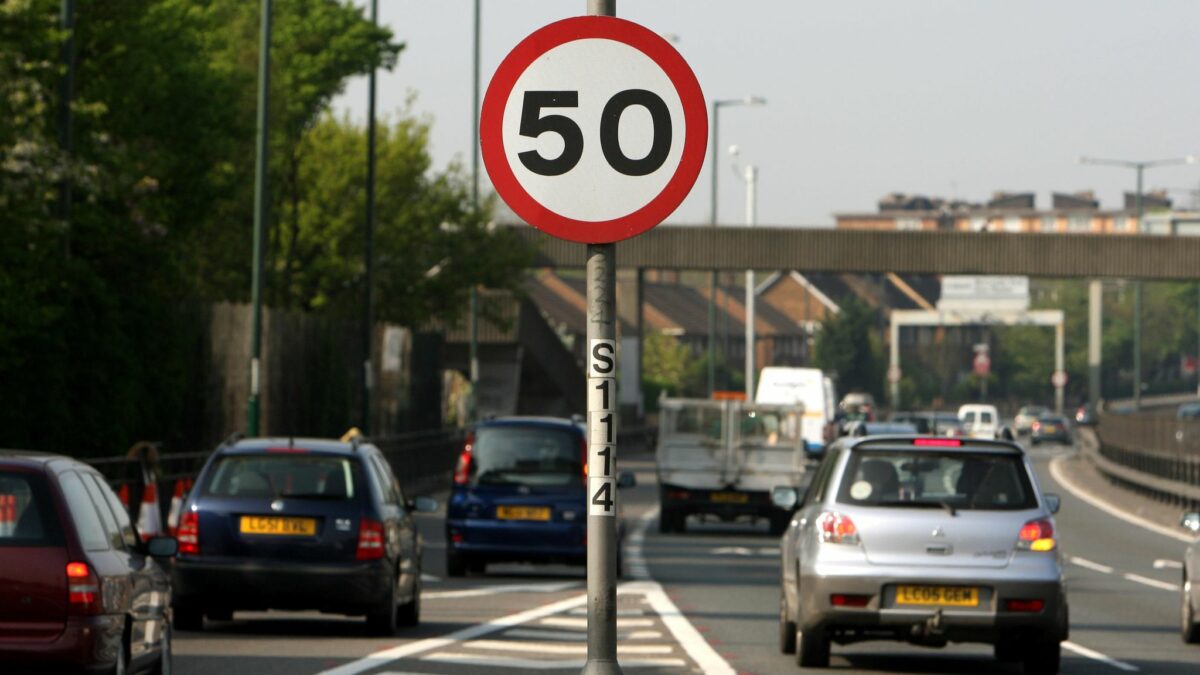 Understanding Caravan Speed Limits in the UK - Grantham's