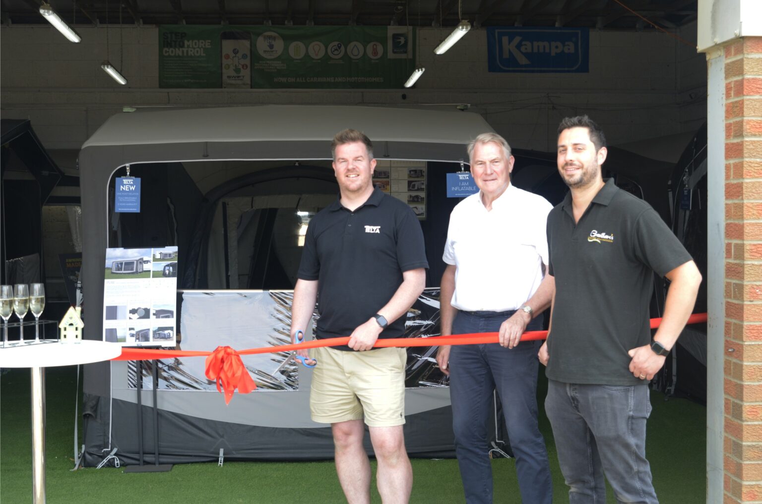 Understanding Caravan Speed Limits in the UK - Grantham's